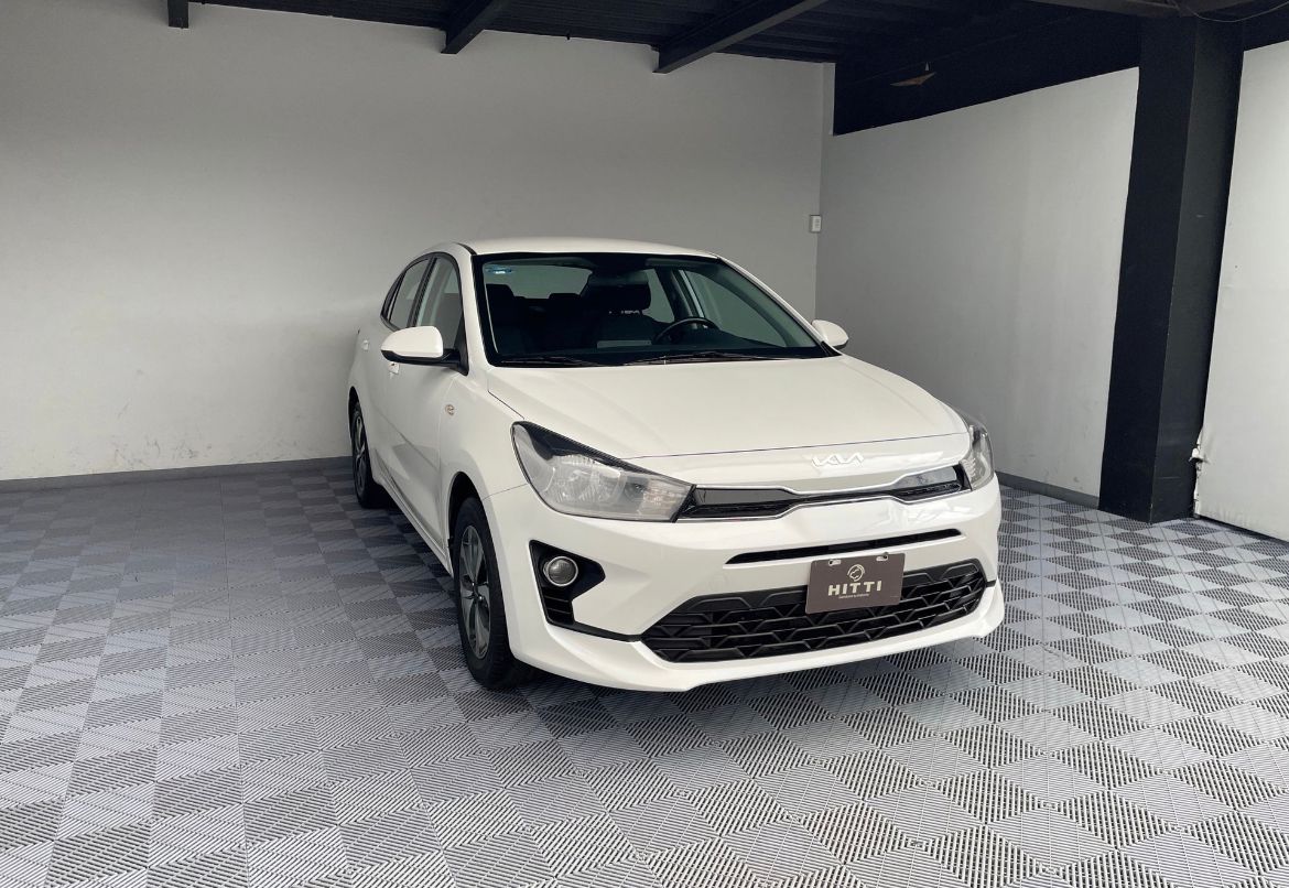Kia Rio 2022 - Grupo Lala
